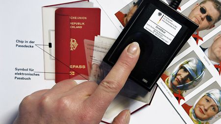 Beantragung eines neuen deutschen Reisepasses oder Personalausweises ...